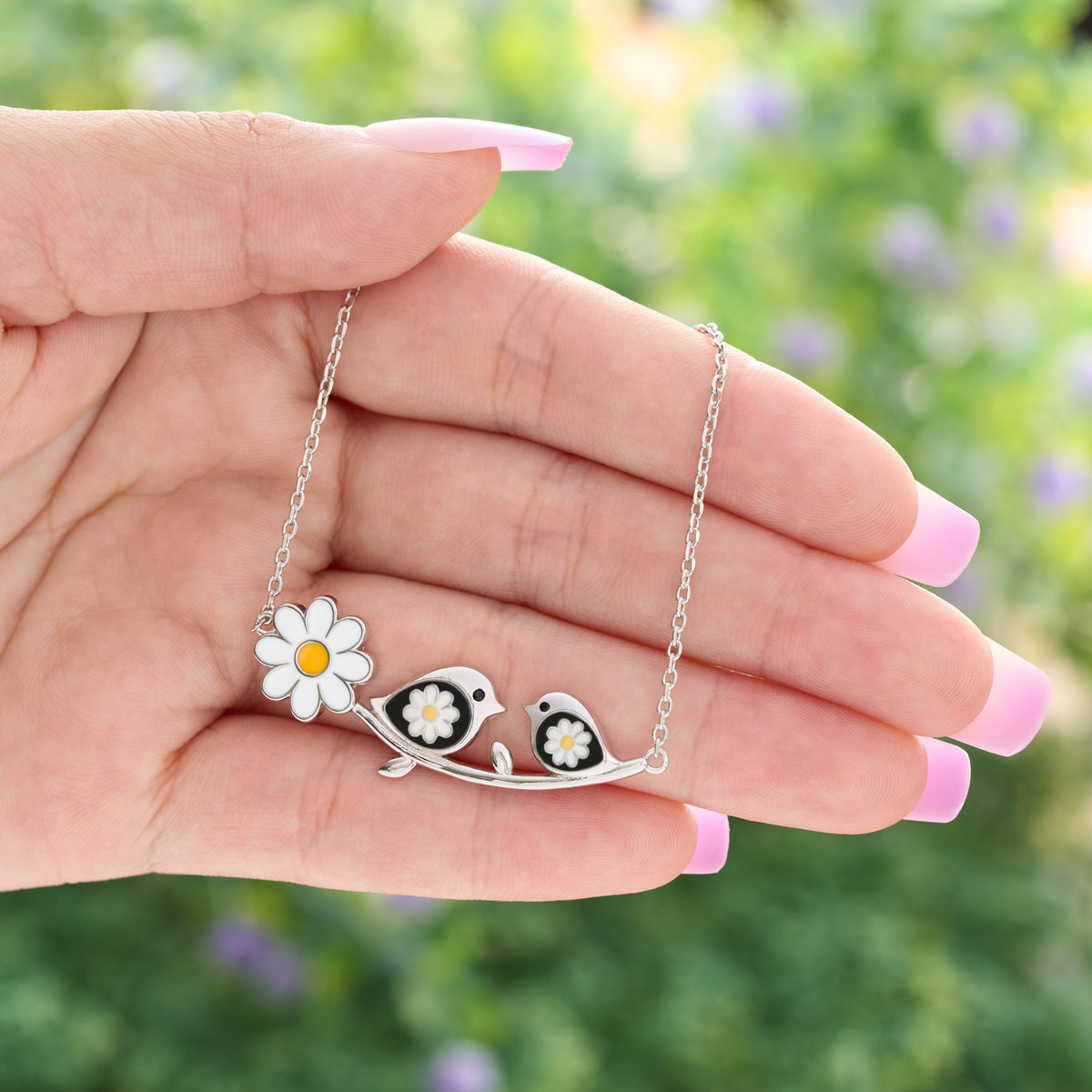 Daisy Eternal Bond Birdie Necklace – Chadds Ford Jewelry